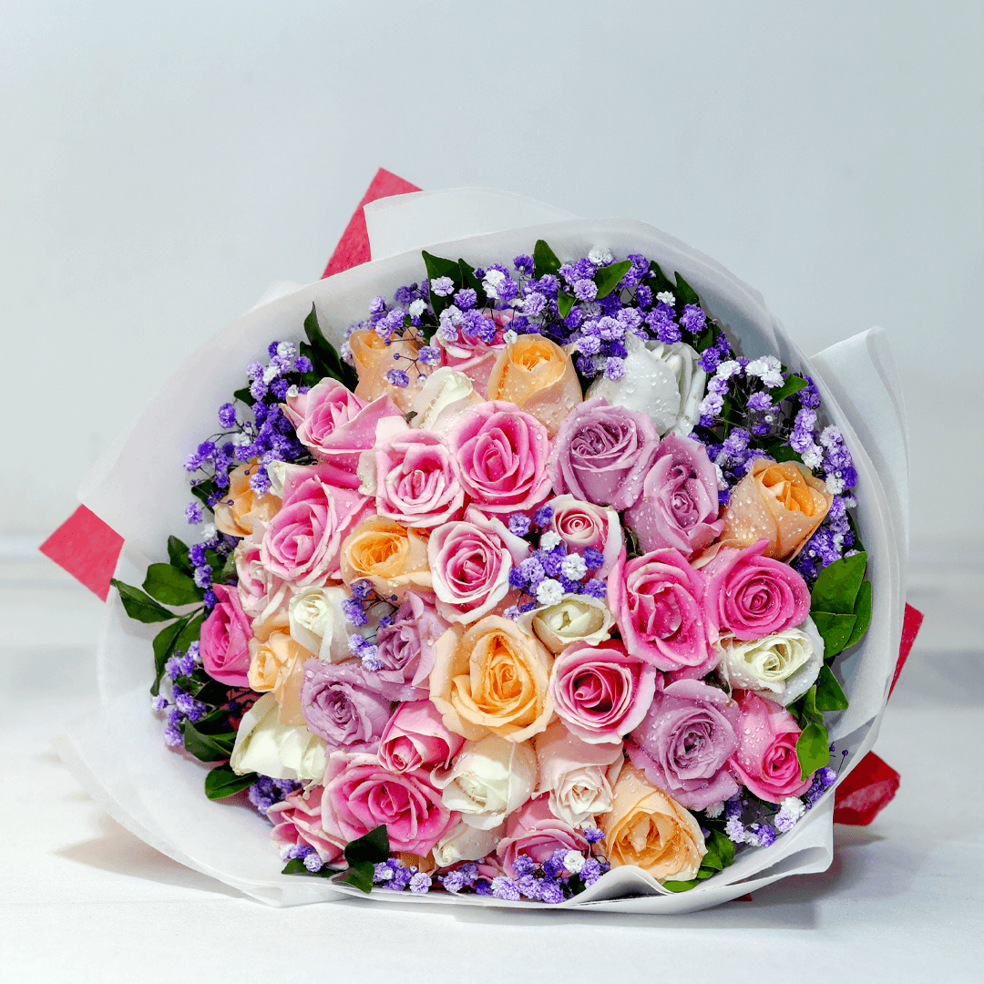 Sweet Mix Rose Bouquet – Assorted Roses with Gypso